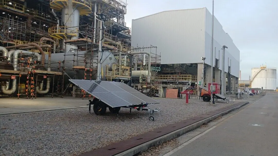 Torre de iluminação solar: eficiência, autonomia e sustentabilidade